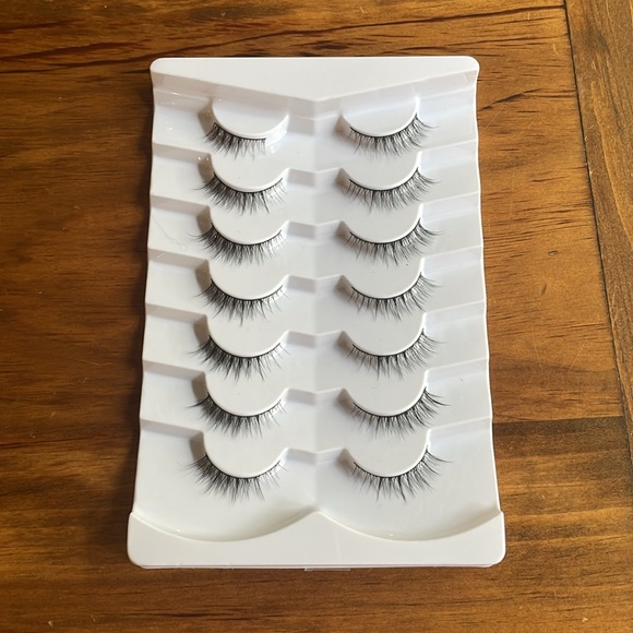 Makeup | Nib Lashes | Poshmark